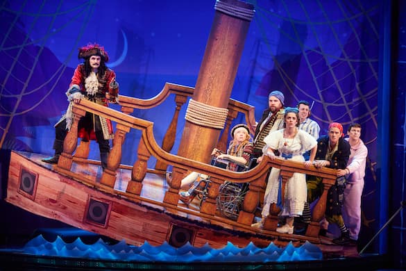 Happily, No One Emerges Unscathed From ‘Peter Pan Goes Wrong’ | The New ...