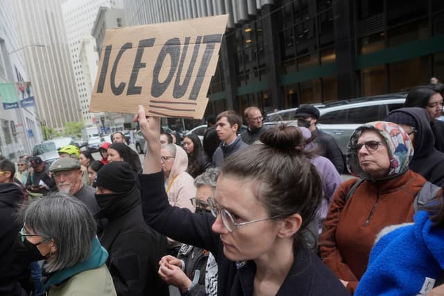Anti-ICE Protests Increase as White House Pushes for More Rapid Mass ...