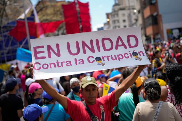 America Plummets to All-Time Low in Global Corruption Index | The New ...